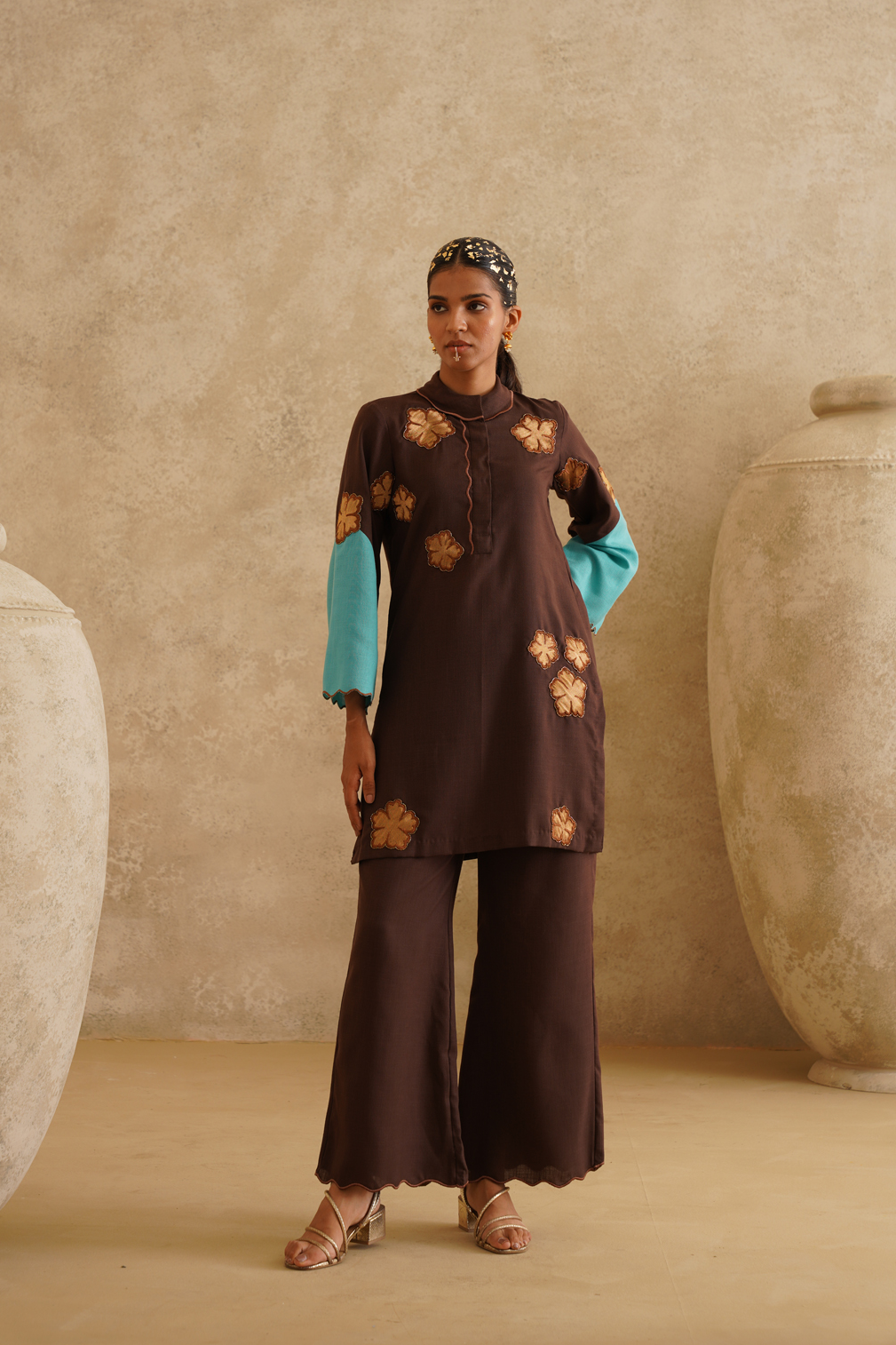 Brown Metallic Tunic Set – Vahni By Varnika Chadha