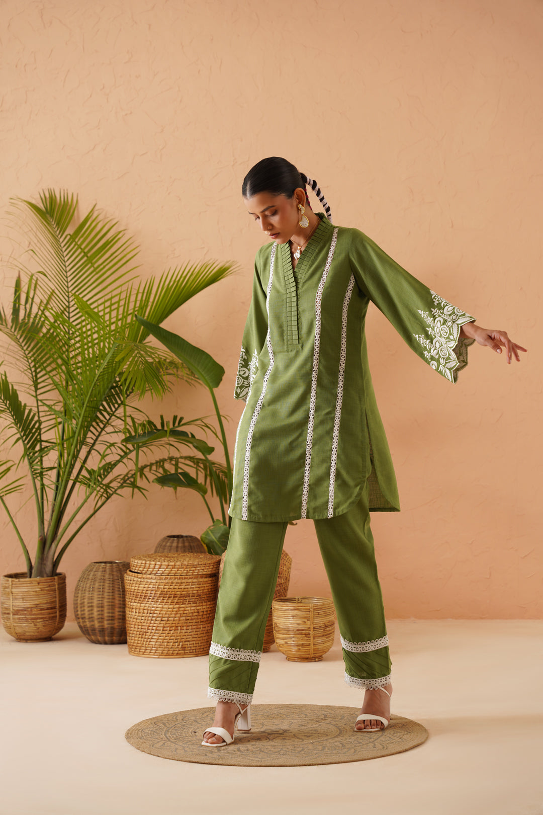 Green Embroidered Tunic Set – Vahni By Varnika Chadha