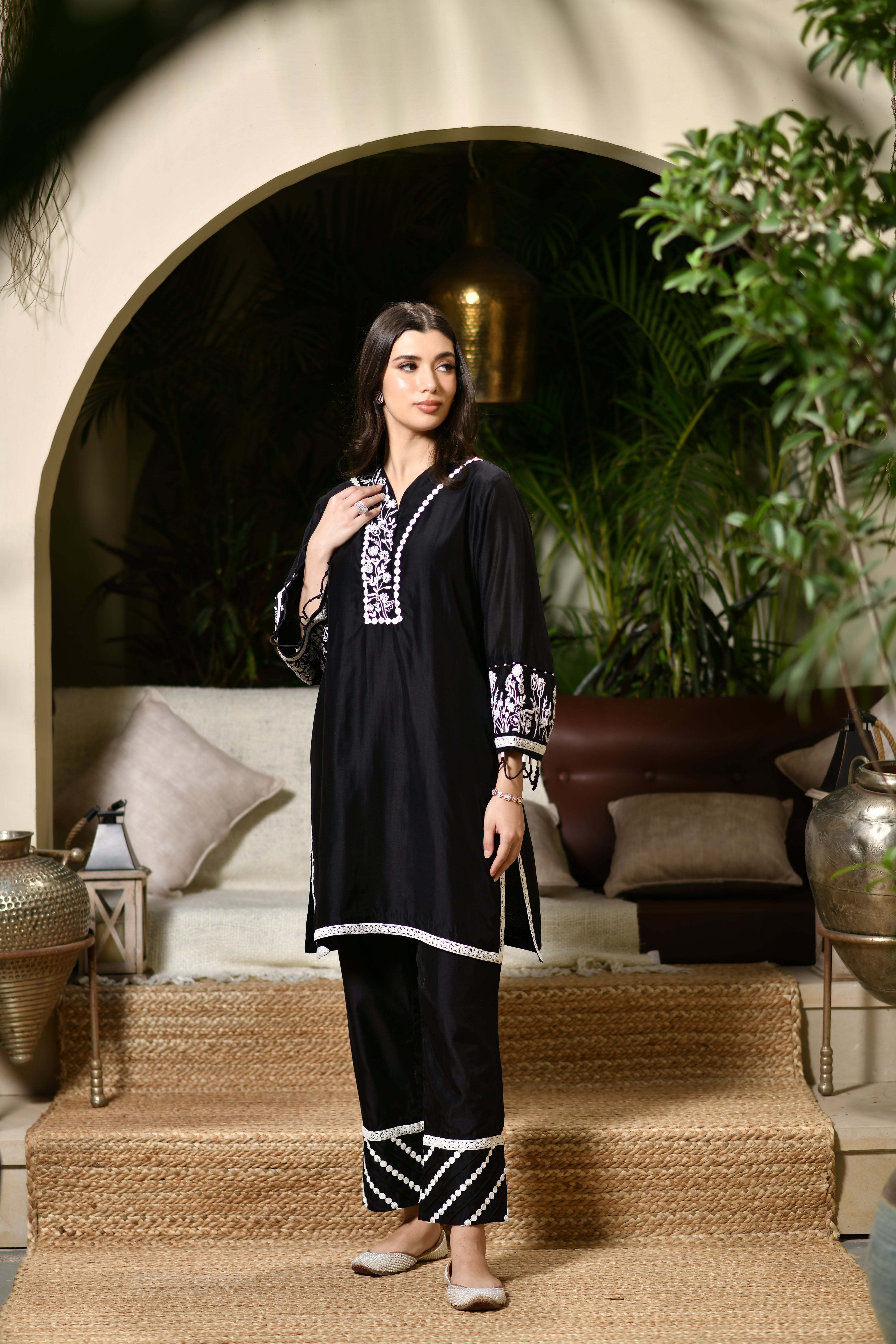 Bloom Set – Vahni By Varnika Chadha